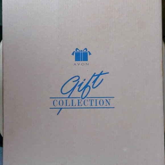 Avon | Accents | Vintage Avon Vanity Mirror Ornate White Roses 200 New ...